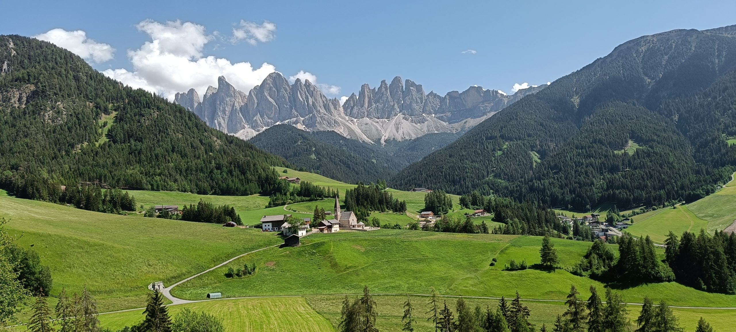 The best 3 day hiking itinerary in the Dolomites - wanderingwheretogo